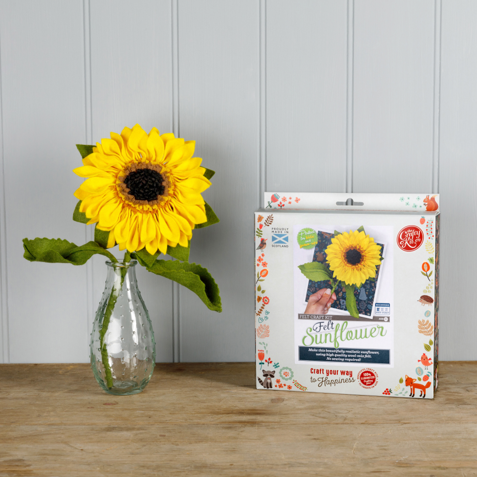 ss22-products-craftykitco-Felt-Sunflower-Craft-Kit - CHSI Stitches